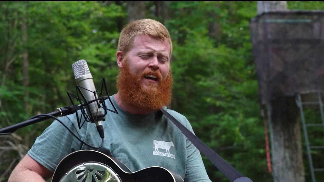 Amateur Country Singer Launched From Obscurity To The Big Time After Amateur Country Singer Launched From Obscurity To The Big Time After