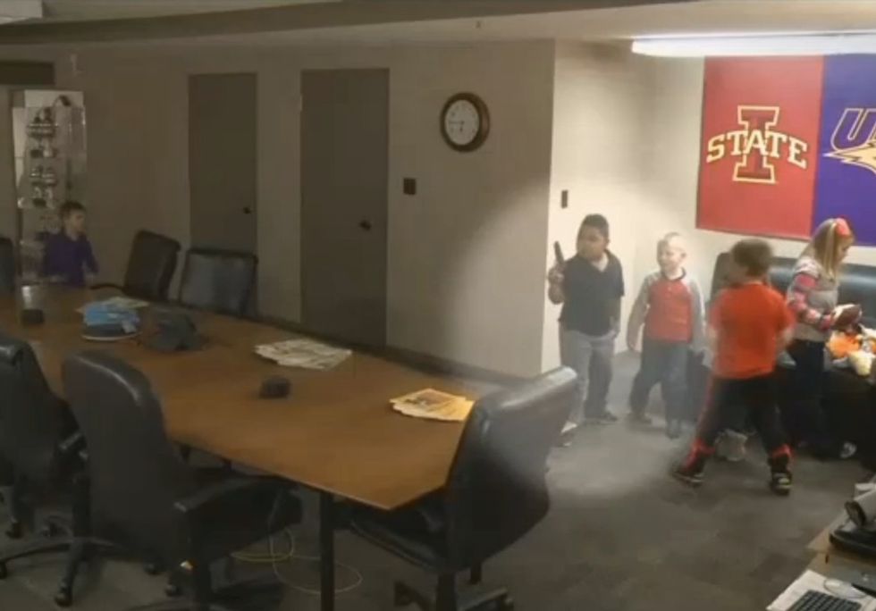 Experiment Tests Kids Raised Around Guns and Those Shielded From Them ...