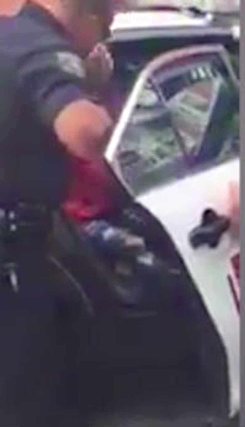 Police Video Shows Officer Pepper Spraying 15 Year Old Maryland Girl
