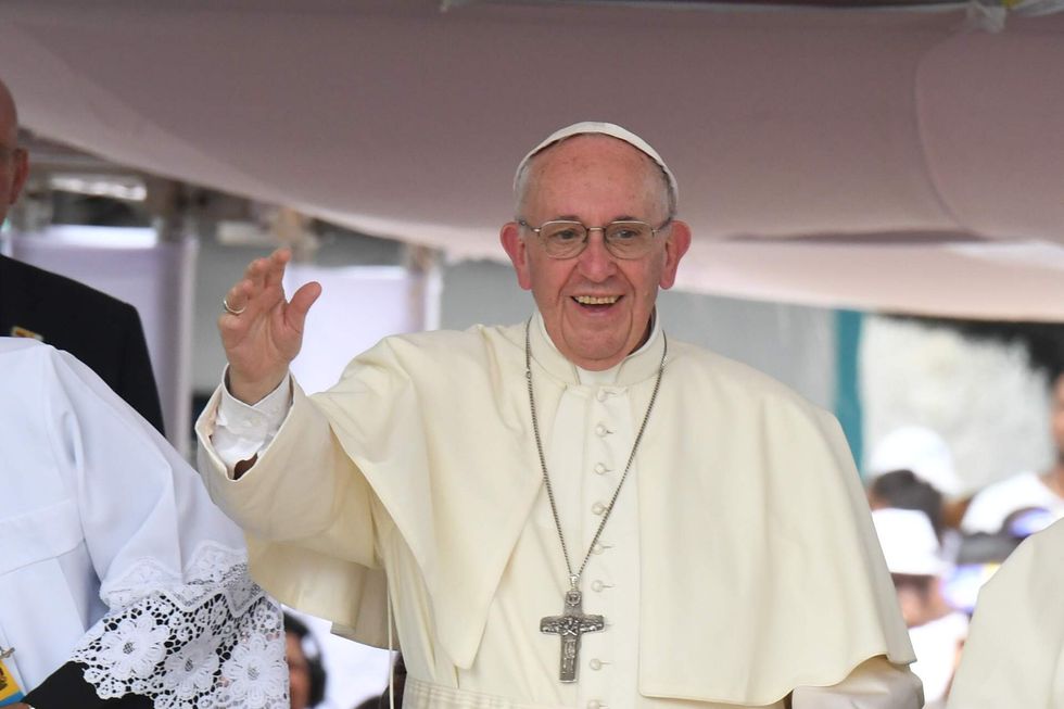 Acid attack victim says Pope Francis talked her out of killing herself ...