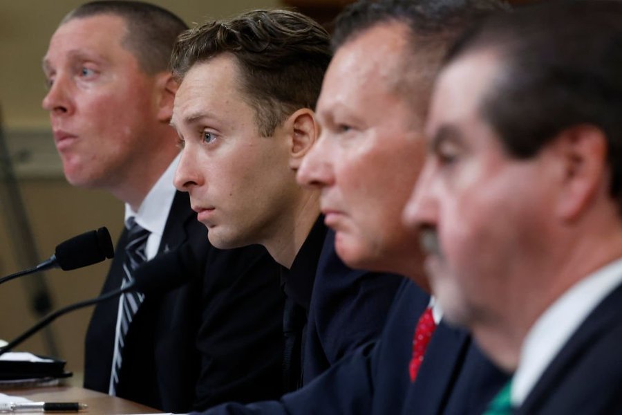 Conservatively Speaking : Heroic local sergeant who incapacitated would ...